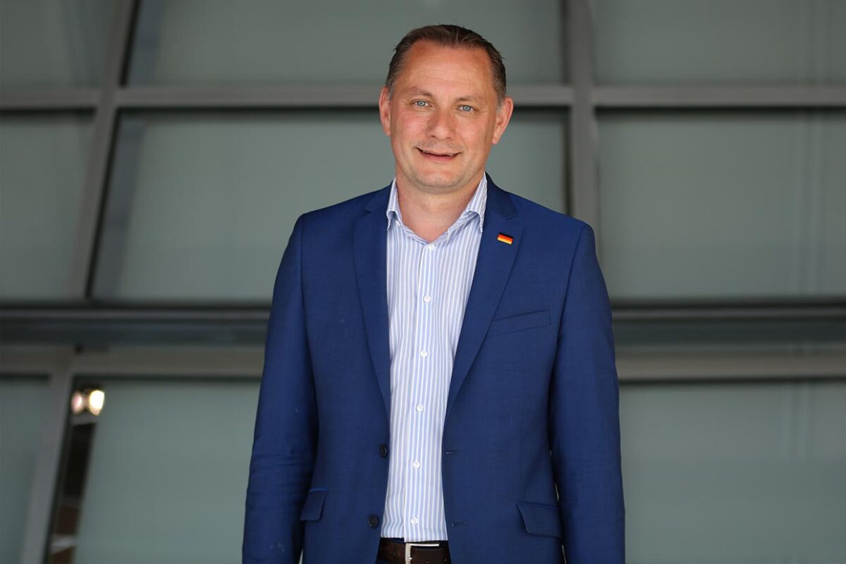 Tino Chrupalla/Alice Weidel: AfD reicht Klage und Eilantrag gegen Verfassungsschutz ein ...